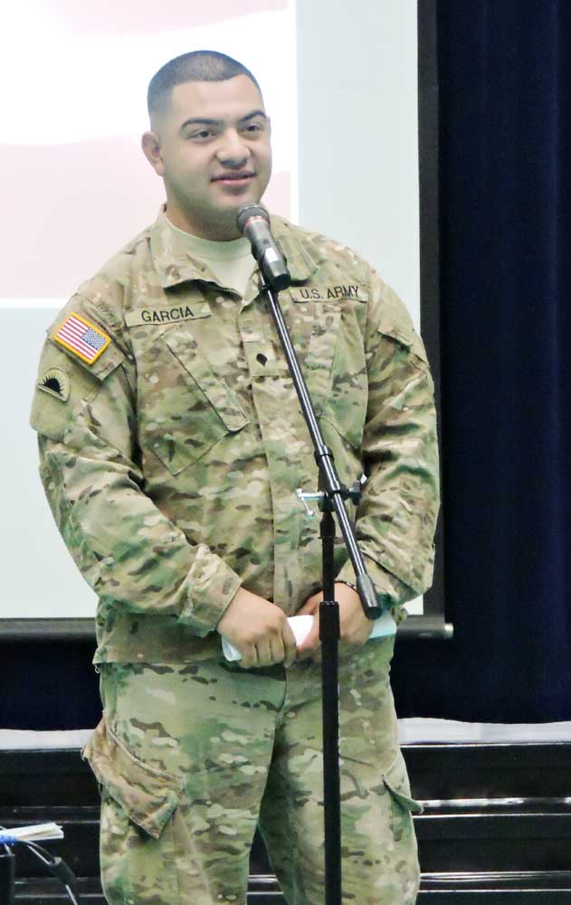 BOARDMAN Elementary school honors local veterans | East Oregonian