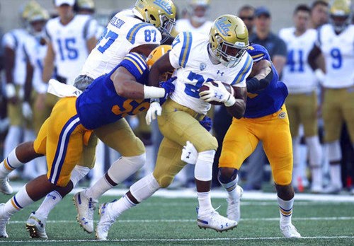 Chip Kelly gets 1st win at UCLA, 37-7 over California | East Oregonian