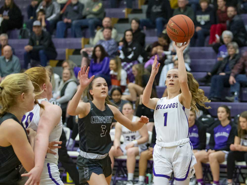 Hermiston basketball teams return to the court | East Oregonian