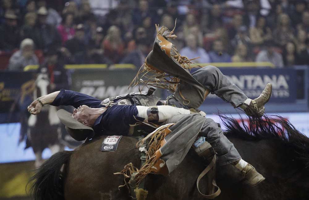 Tension ramps up in Vegas | East Oregonian