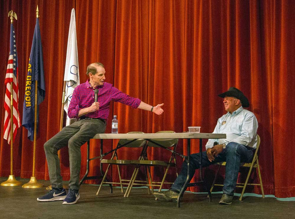 Wyden announces July town halls in Eastern Oregon | East Oregonian
