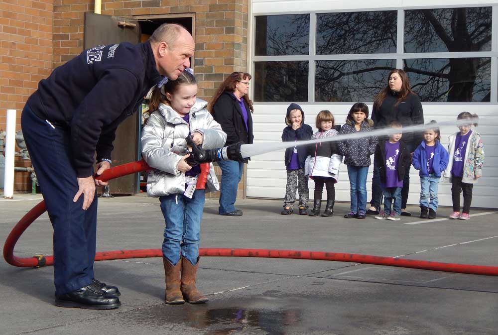 HERMISTON Fire districts to try again on merger | East Oregonian