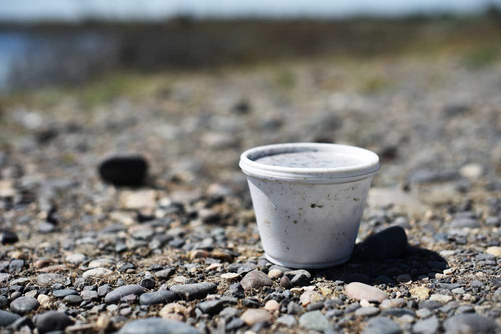 Son survives, father drowns | East Oregonian