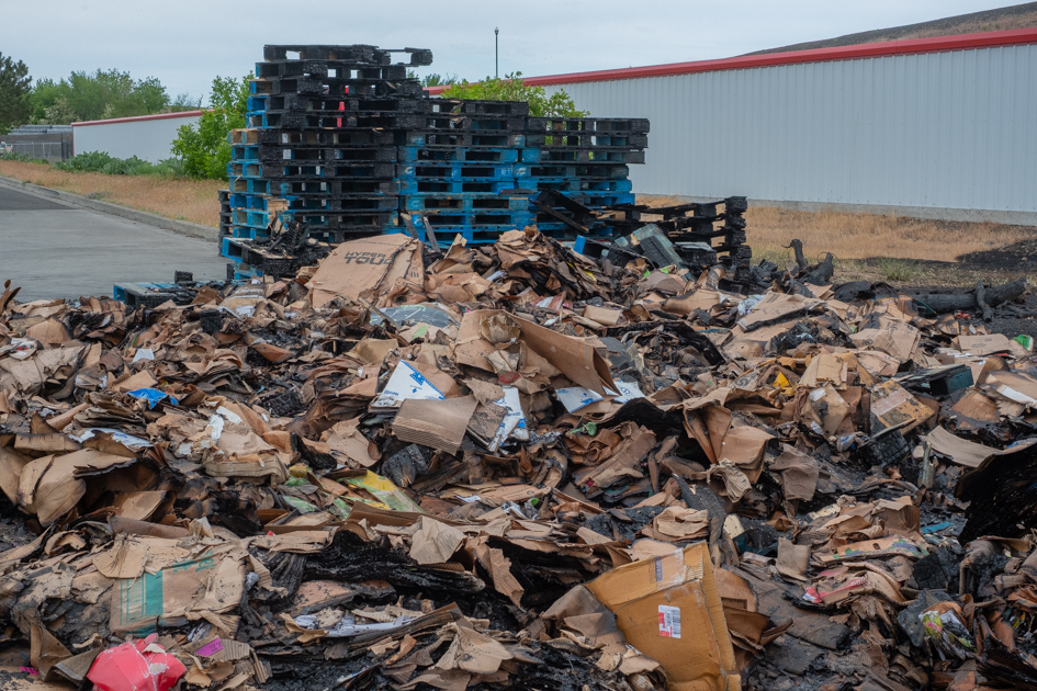 Fire behind Pendleton Walmart under investigation | East Oregonian