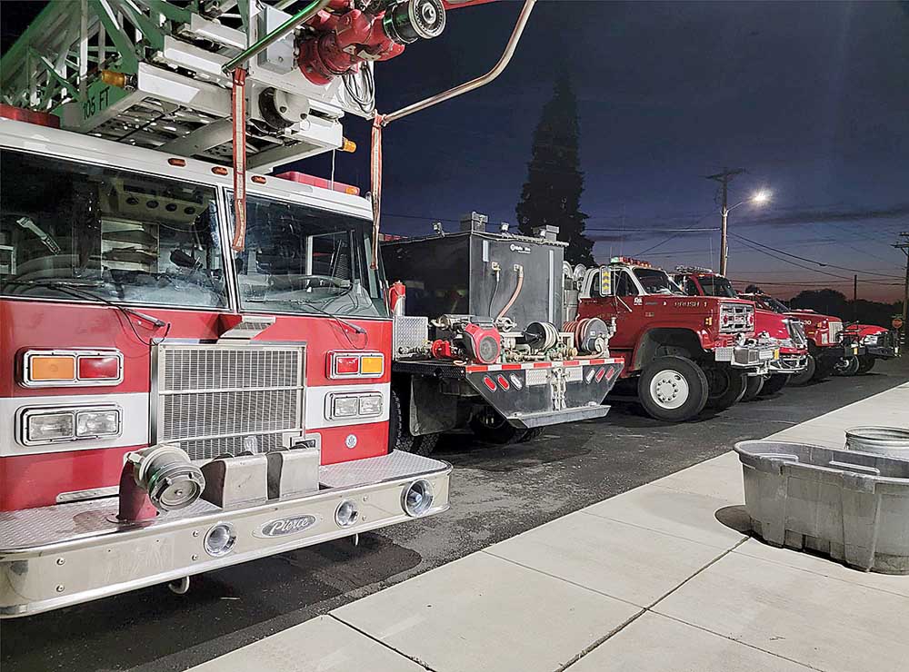 Heppner Fire Department receives $10K grant for volunteer firefighters ...