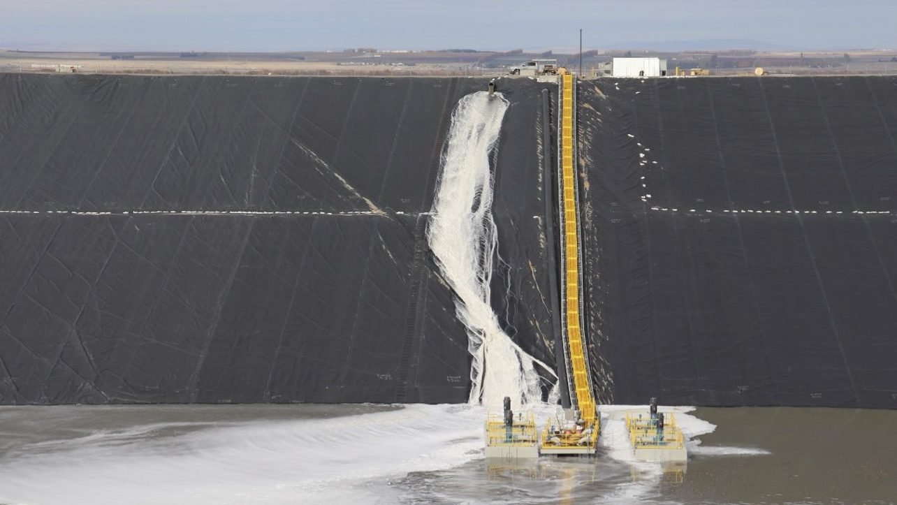 Port of Morrow finishes first wastewater storage lagoon | East Oregonian